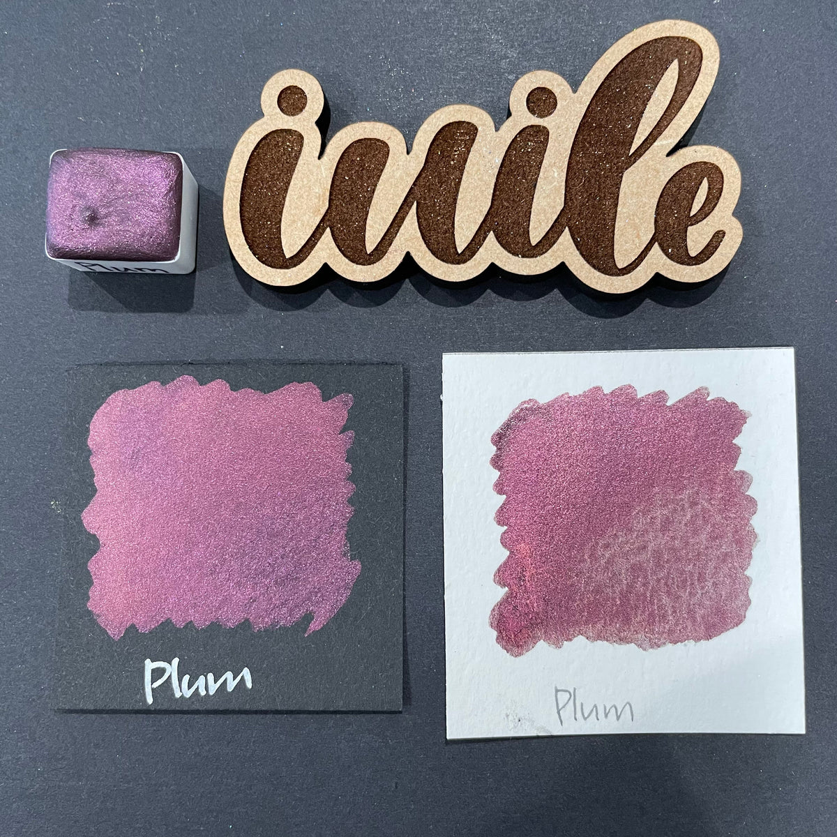 Plum red watercolor paints Half pans – IUILE